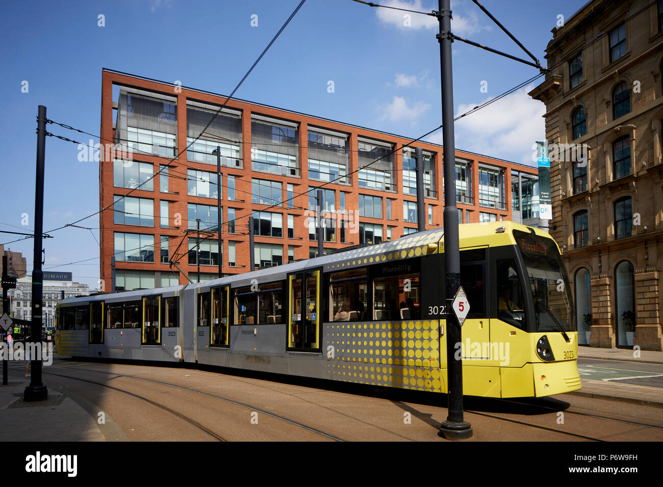 One Piccadilly Gardens is a large office building in Manchester city ...