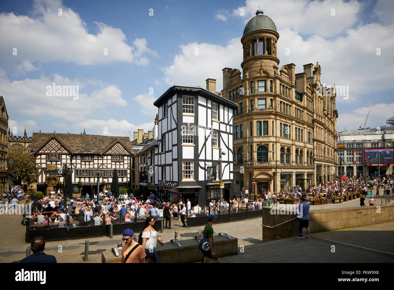 Old wellington inn manchester hi-res stock photography and images - Alamy