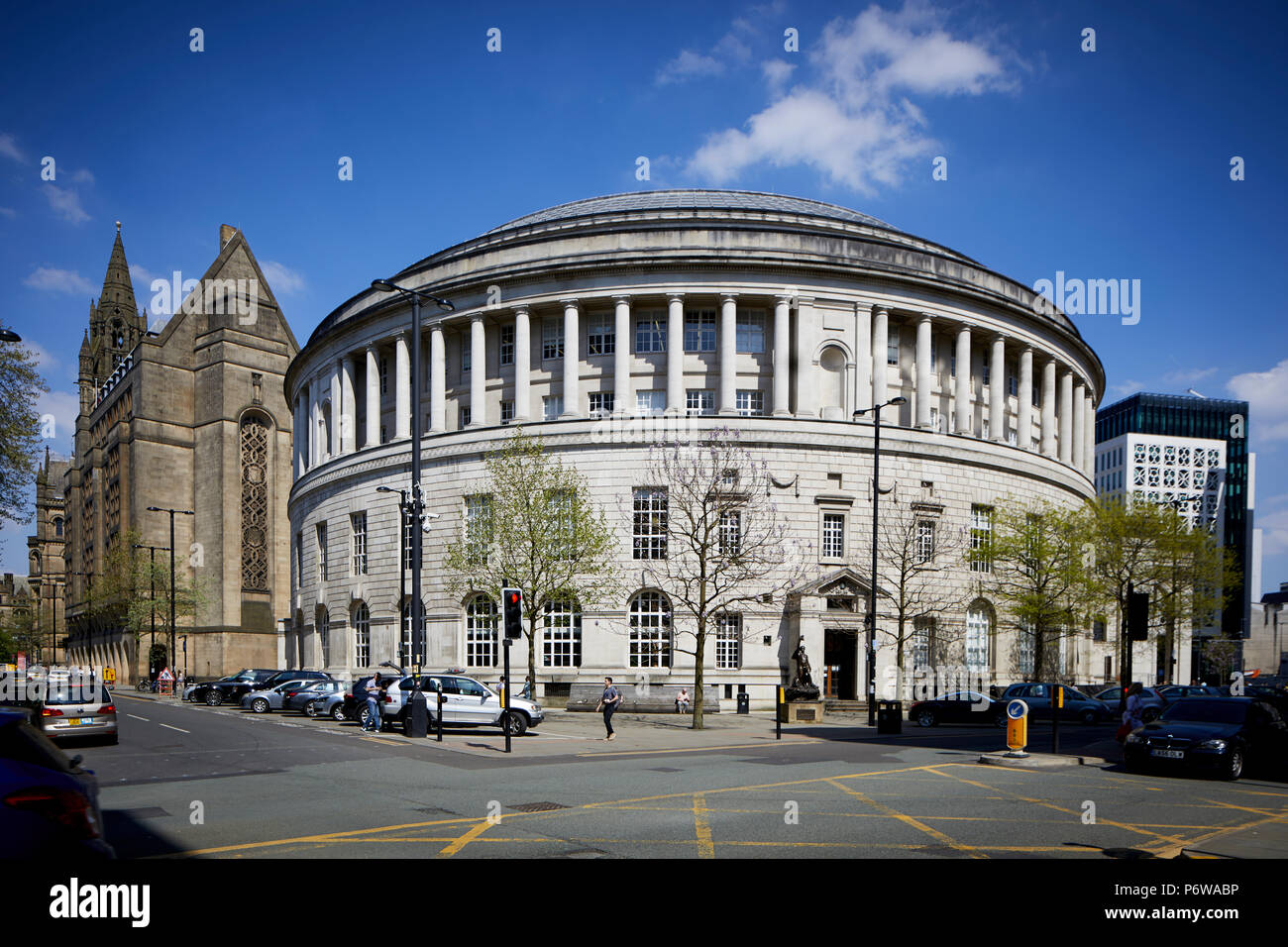 rotunda domed Manchester Central Library , grade II* listed in St Peter ...