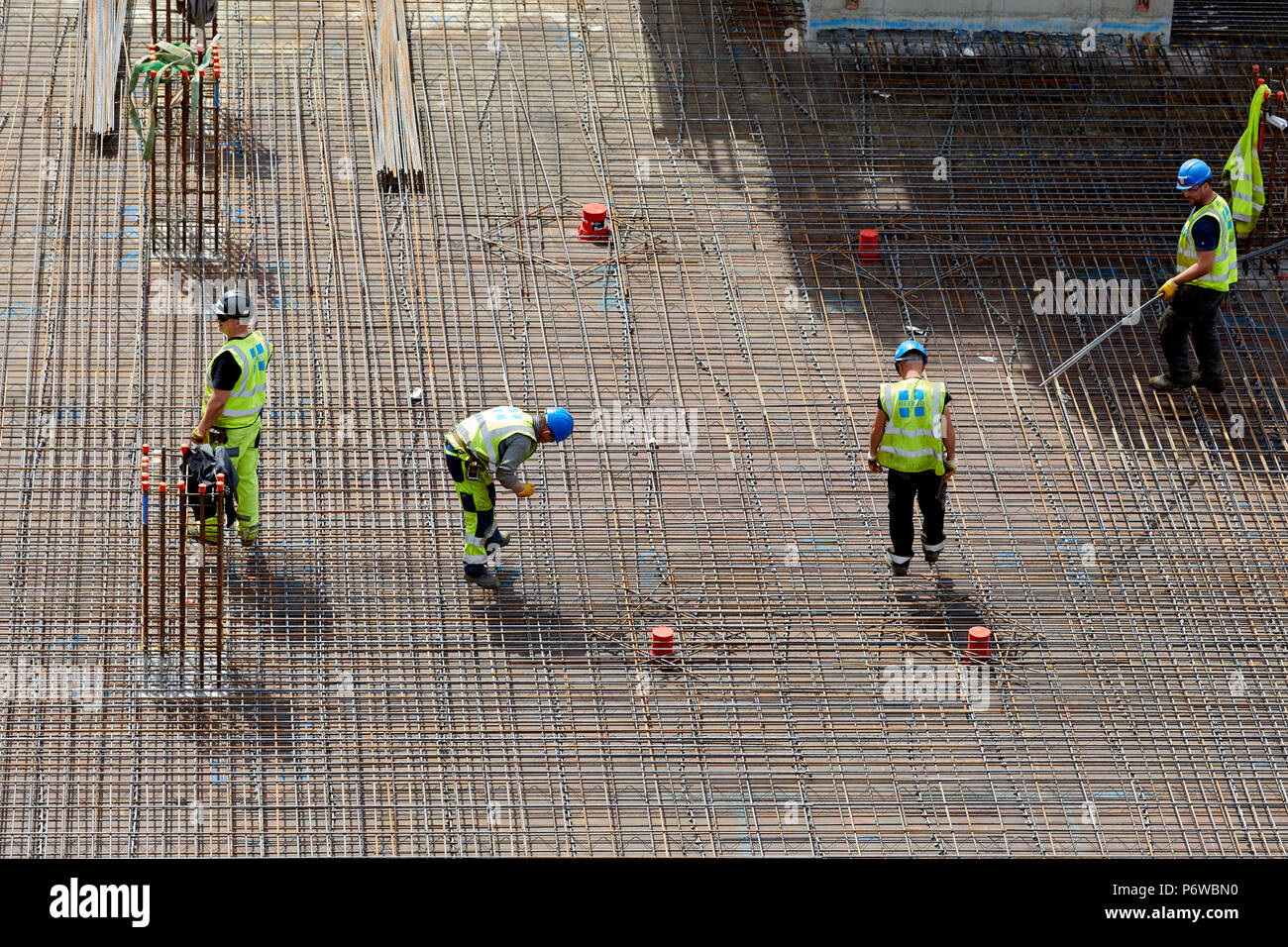 Concrete reinforcing england hi-res stock photography and images - Alamy
