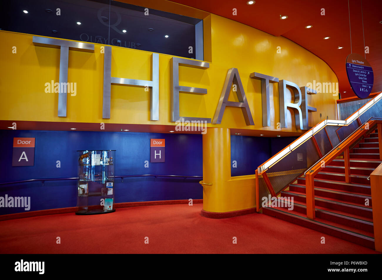 Lowry Theatre entered inside the modern art centre in MediacityUK ...