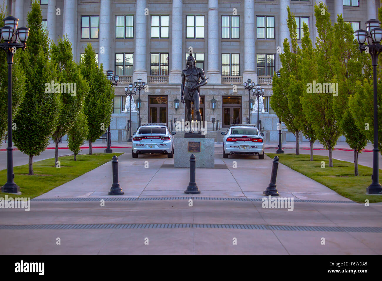 police cars parked outside the Utah State Capital Stock Photo - Alamy