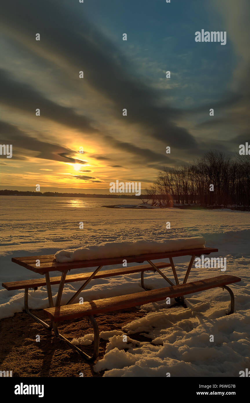 Delta Lake New York High Resolution Stock Photography and Images - Alamy