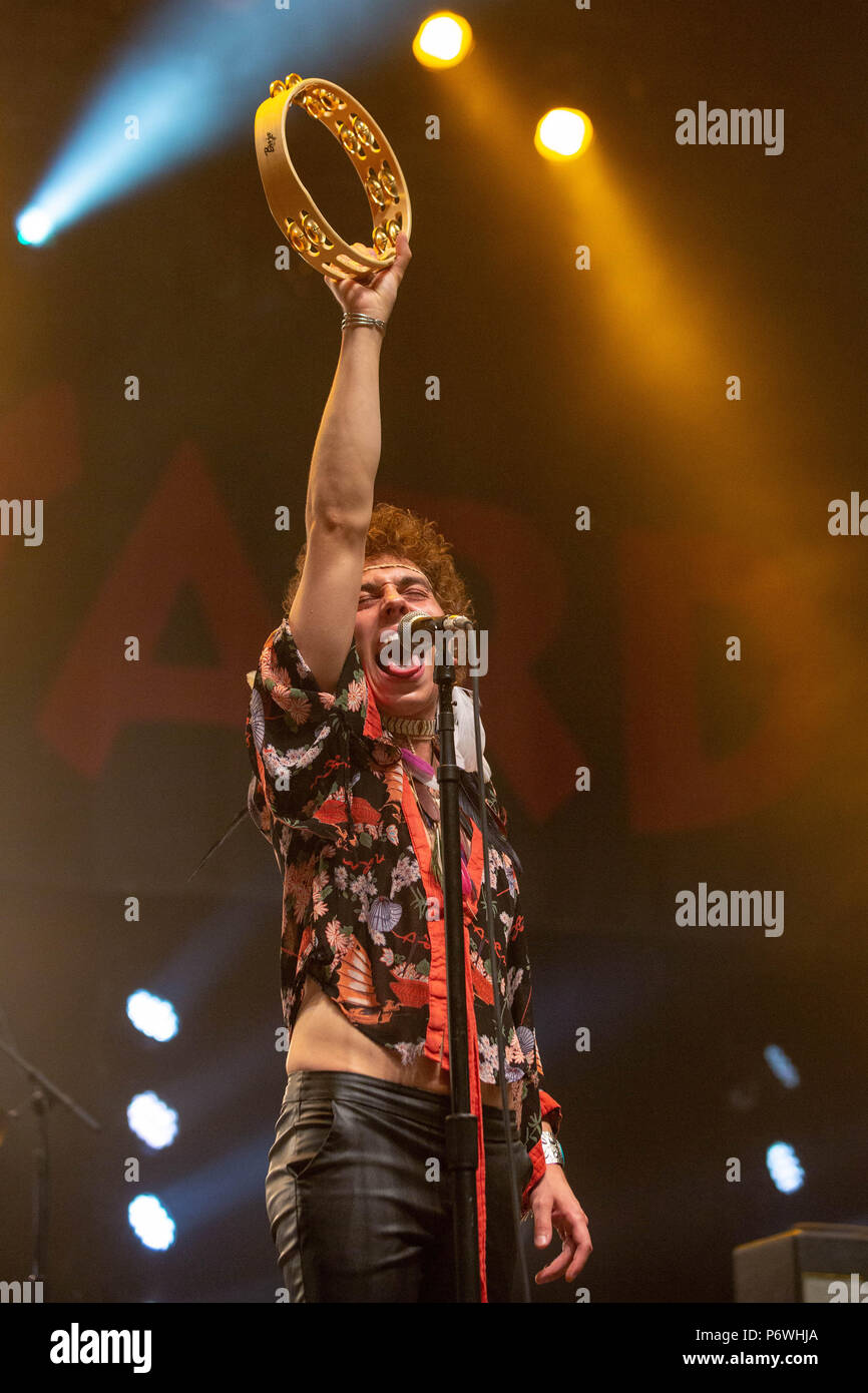 Milwaukee, Wisconsin, USA. 1st July, 2018. JOSH KISZKA of Greta Van ...