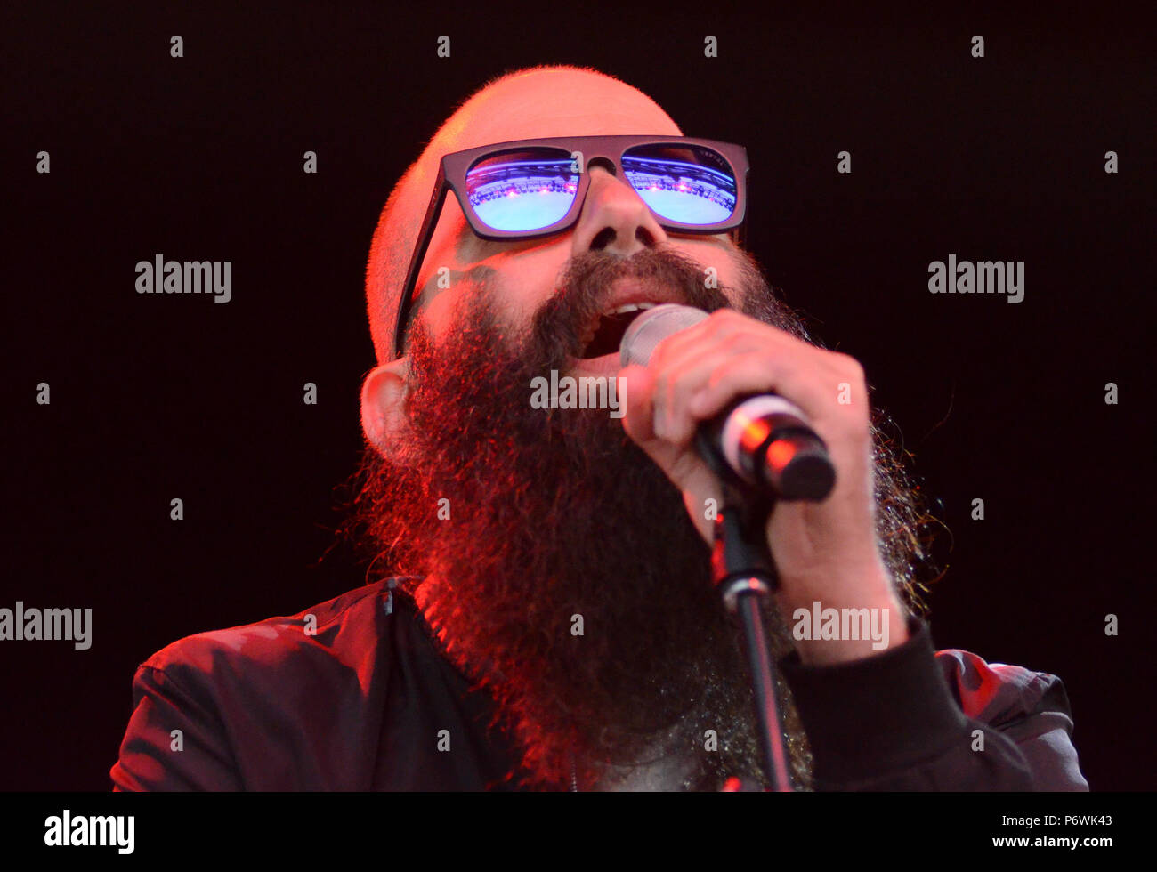 Milwaukee, Wisconsin, USA. 1st July, 2018. Singer Sebu Simonian of the ...