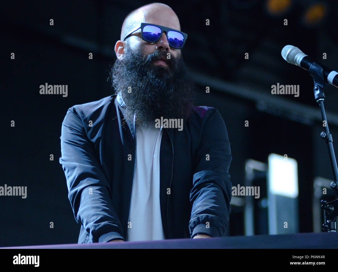 Milwaukee, Wisconsin, USA. 1st July, 2018. Singer Sebu Simonian of the ...