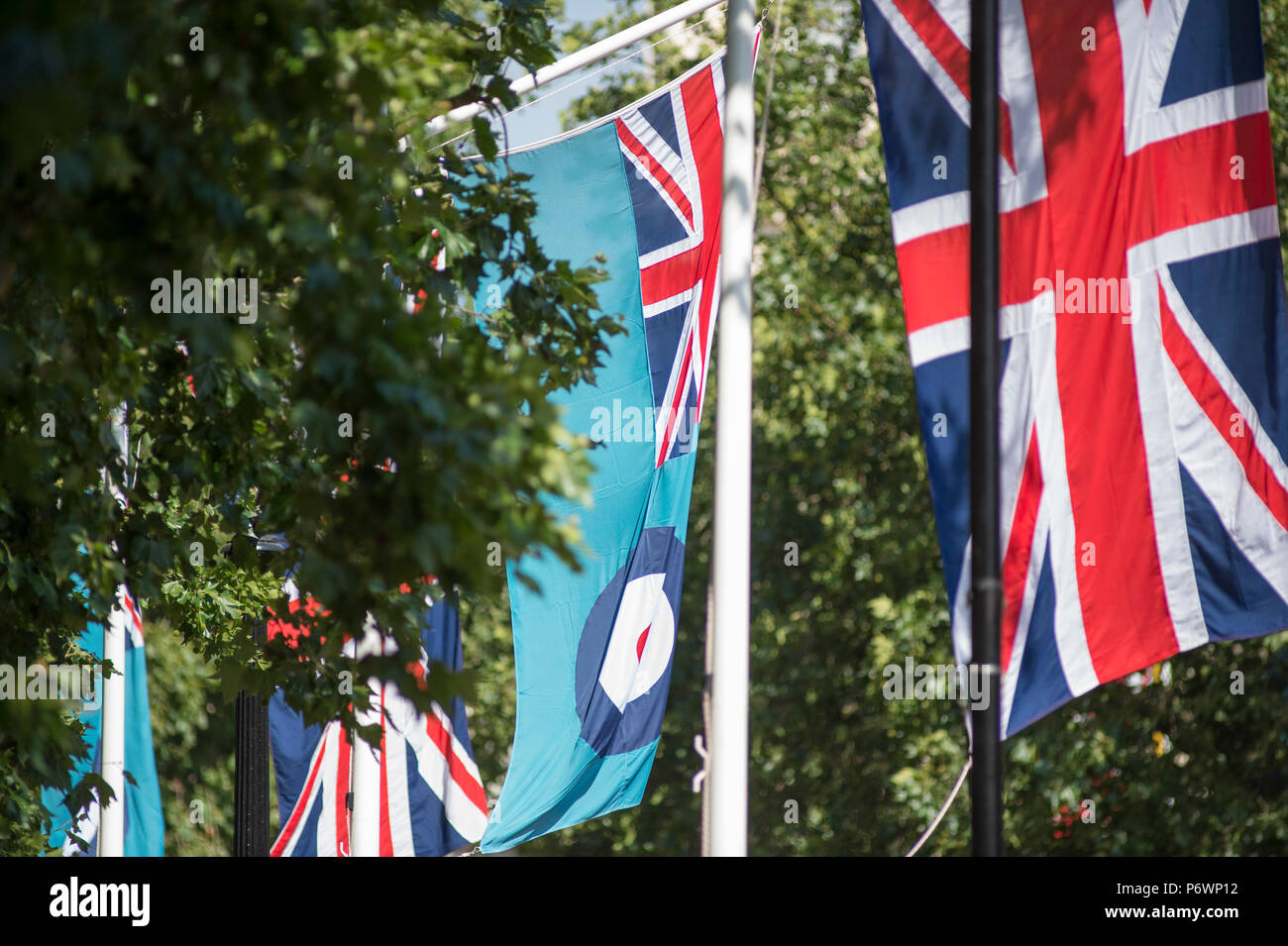 The Mall, London, UK. 3 July, 2018. The RAF Roundel flies from flags ...