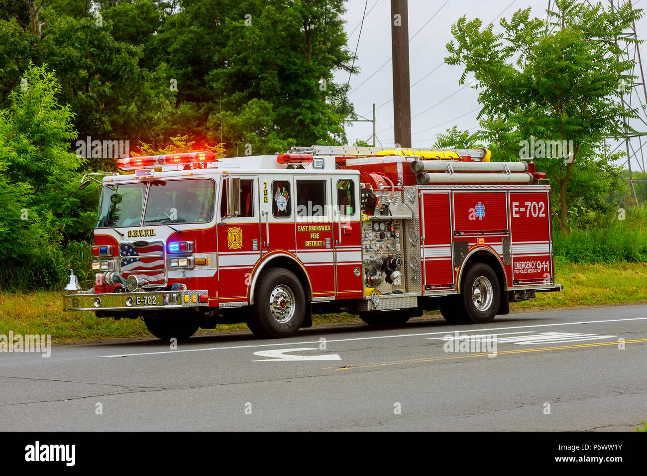 Firetruck Driving Stock Photos & Firetruck Driving Stock Images - Alamy