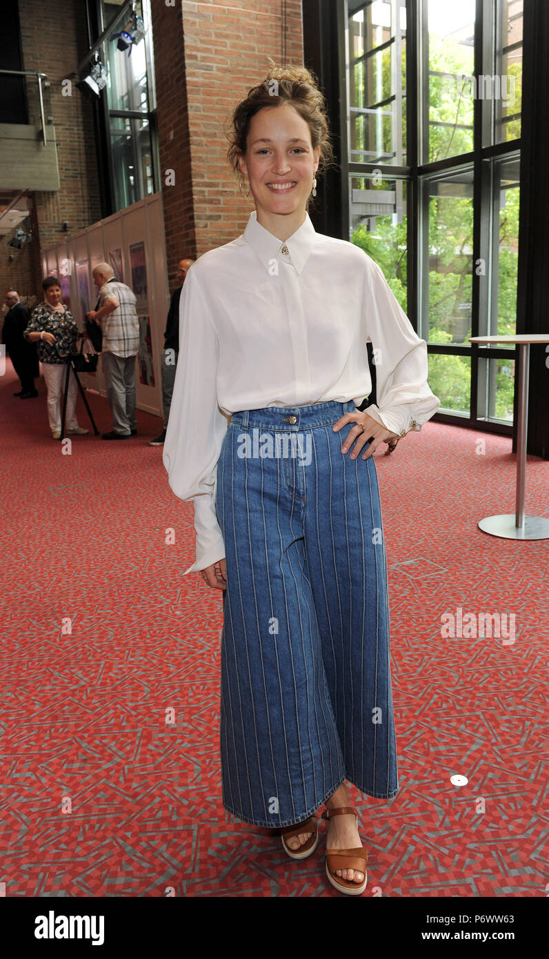 03 July 2018, Germany, Munich: Actress Vicky Krieps arriving to a photo ...