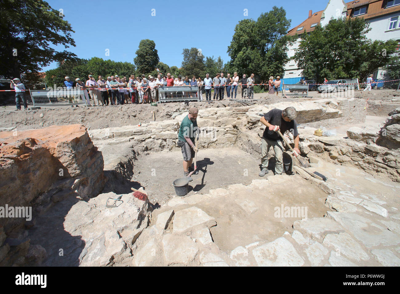 Medieval pit house hi-res stock photography and images - Alamy