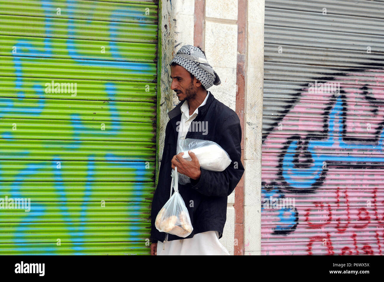 Internally displaced person hi-res stock photography and images - Alamy