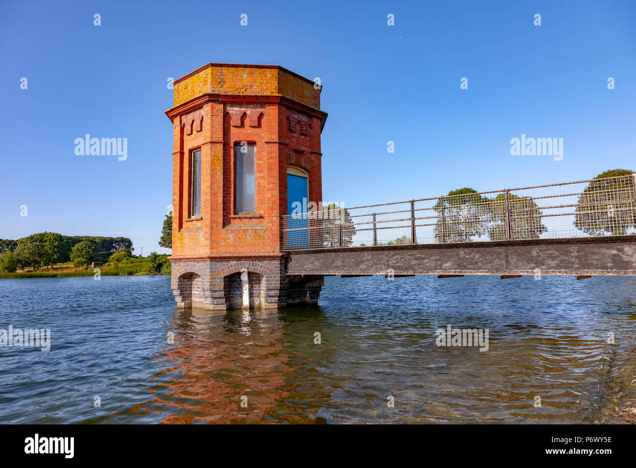 J valve hi-res stock photography and images - Alamy