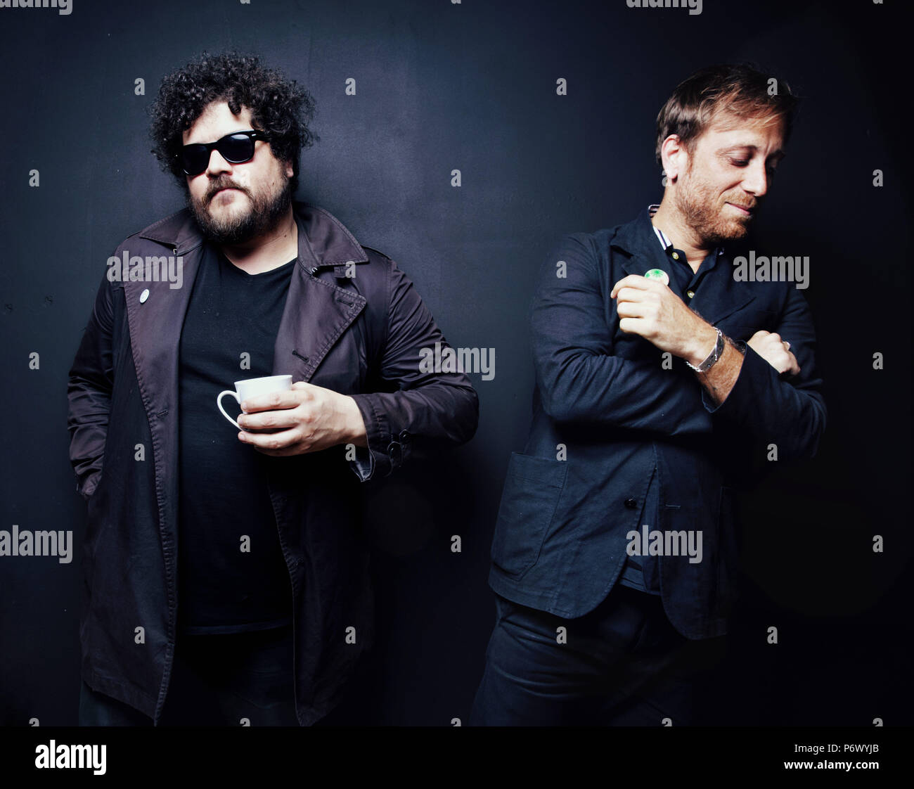 Dan Auerbach, Richard Swift of the Black Keys record music in Los ...