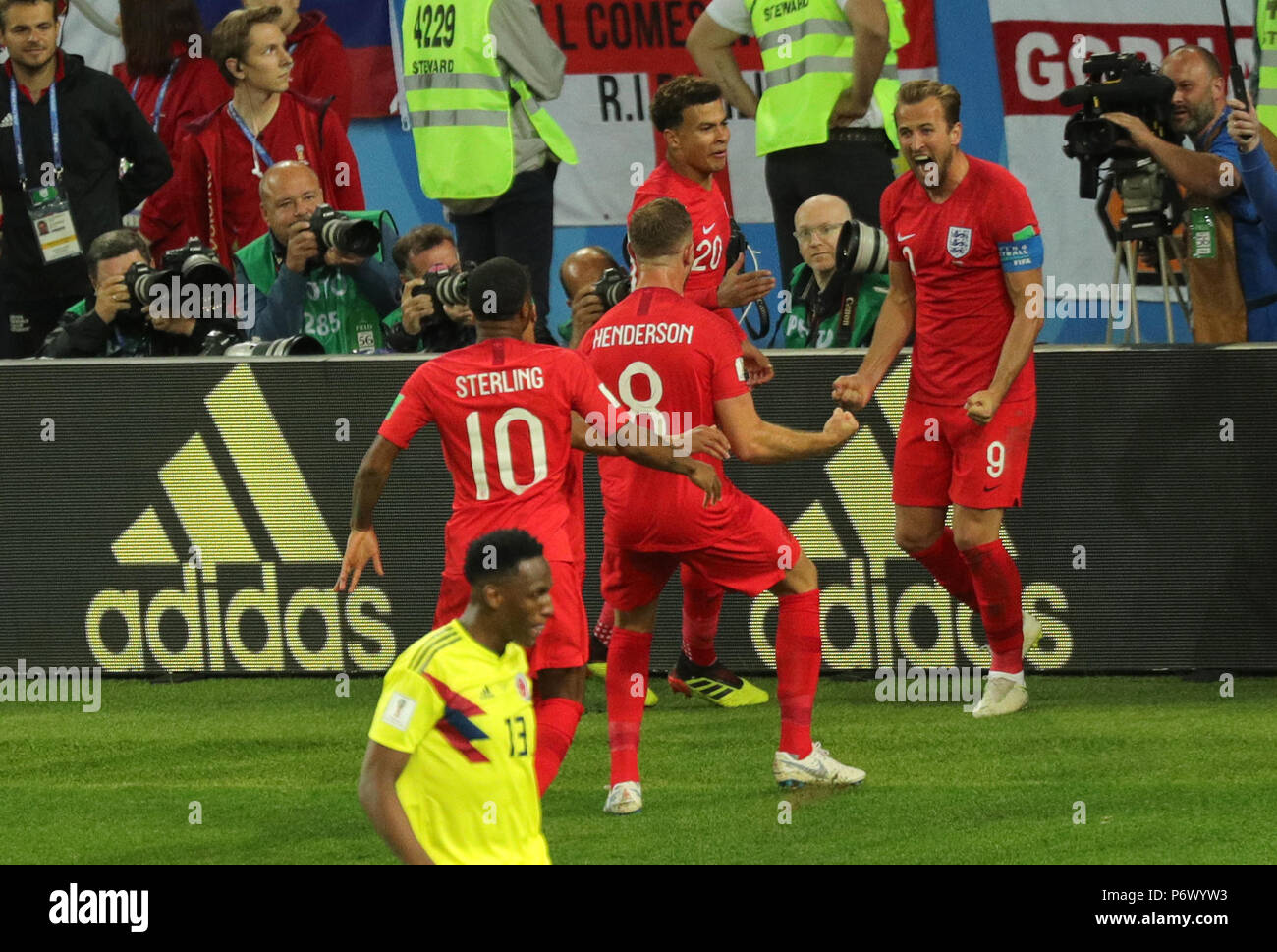 Harry kane goal celebrating hi-res stock photography and images - Alamy