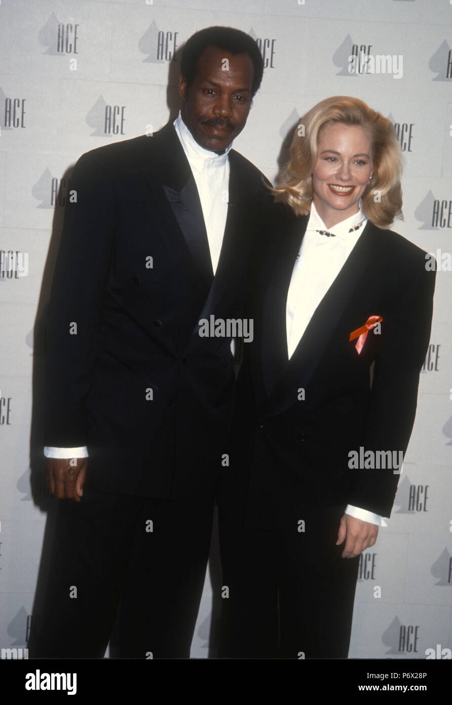 HOLLYWOOD, CA - JANUARY 12: (L-R) Actor Danny Glover and actress Cybill ...