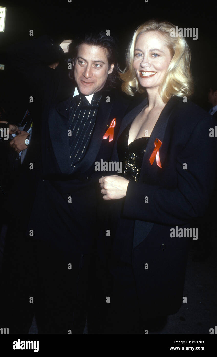 HOLLYWOOD, CA - JANUARY 12: (L-R) Comedian Richard Lewis and actress ...