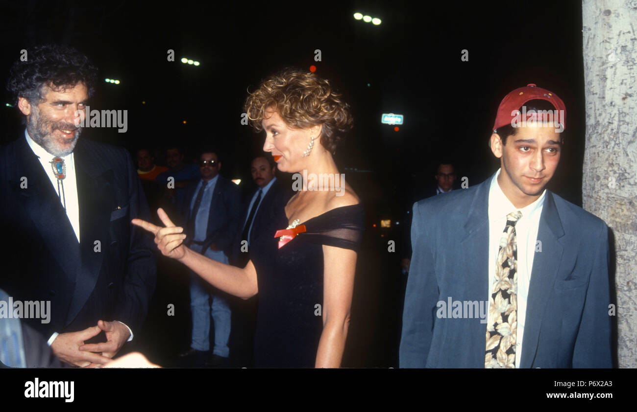 HOLLYWOOD, CA - JANUARY 12: (L-R) Actor Elliott Gould, actress ...