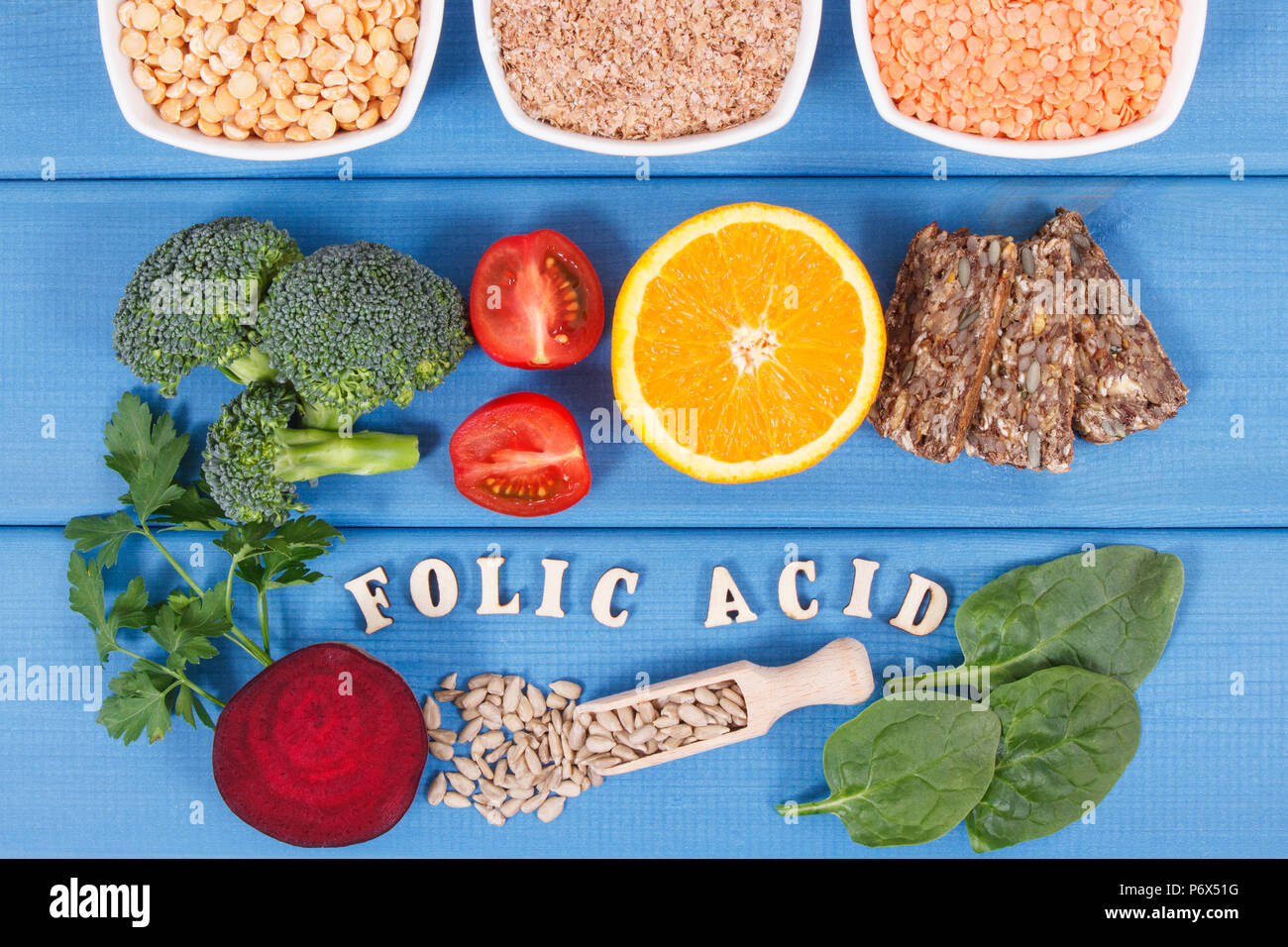 Inscription folic acid with nutritious different ingredients containing ...