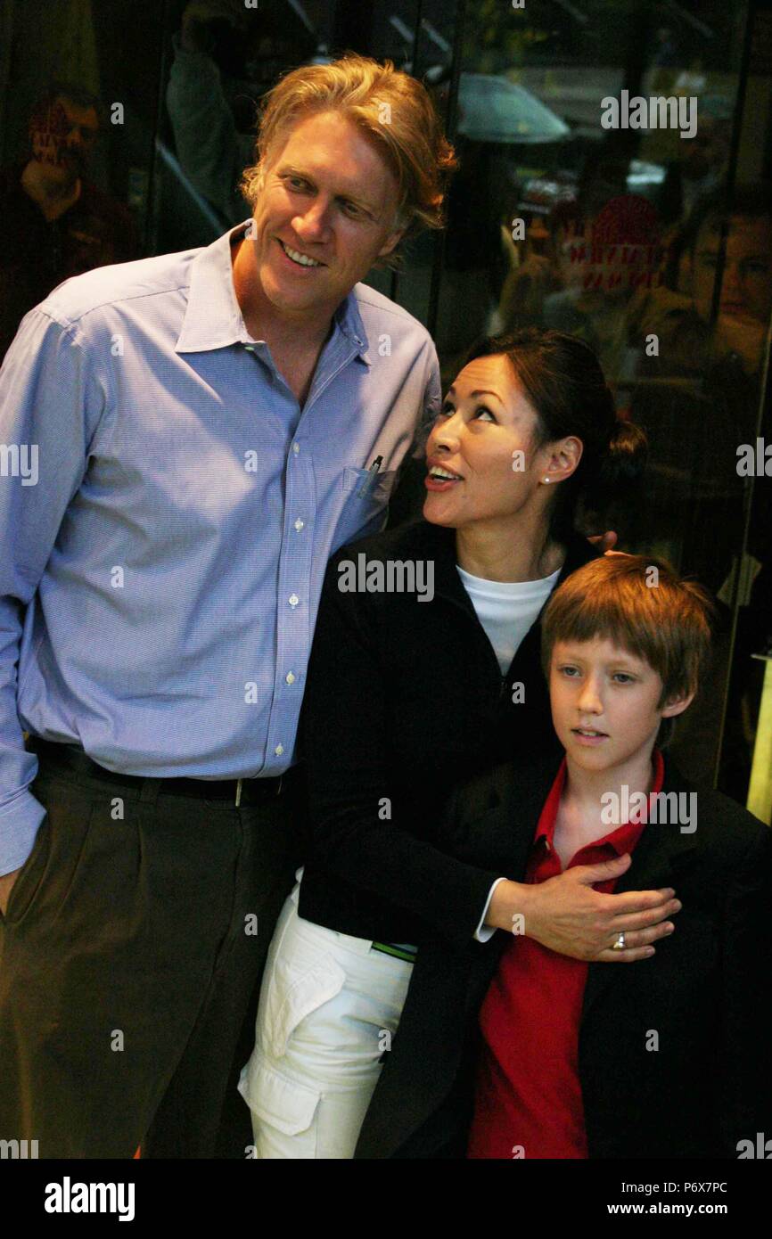 New York City 2004 FILE PHOTO Anne Curry & family Photo by John Barrett ...