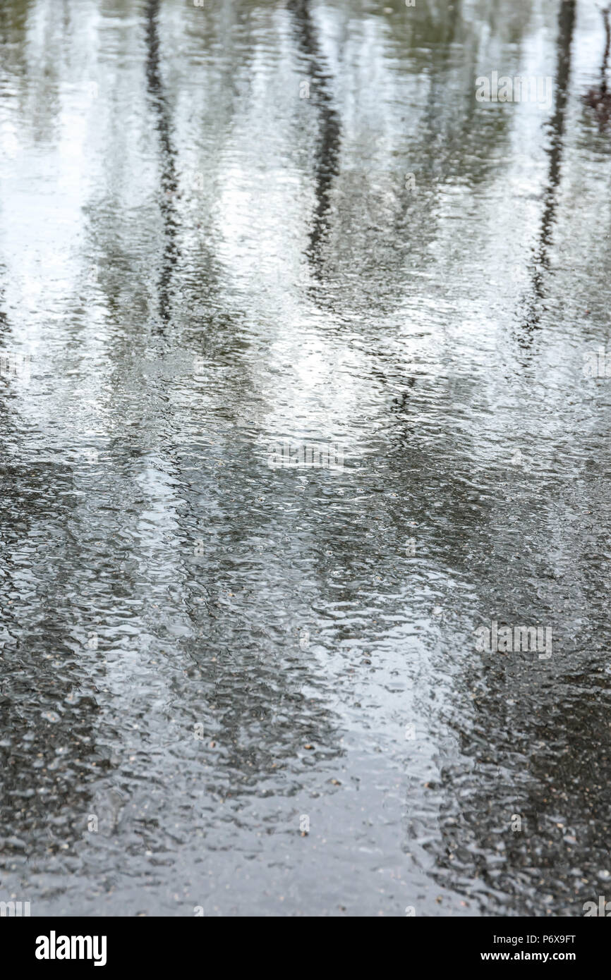 Wet puddle hi-res stock photography and images - Alamy