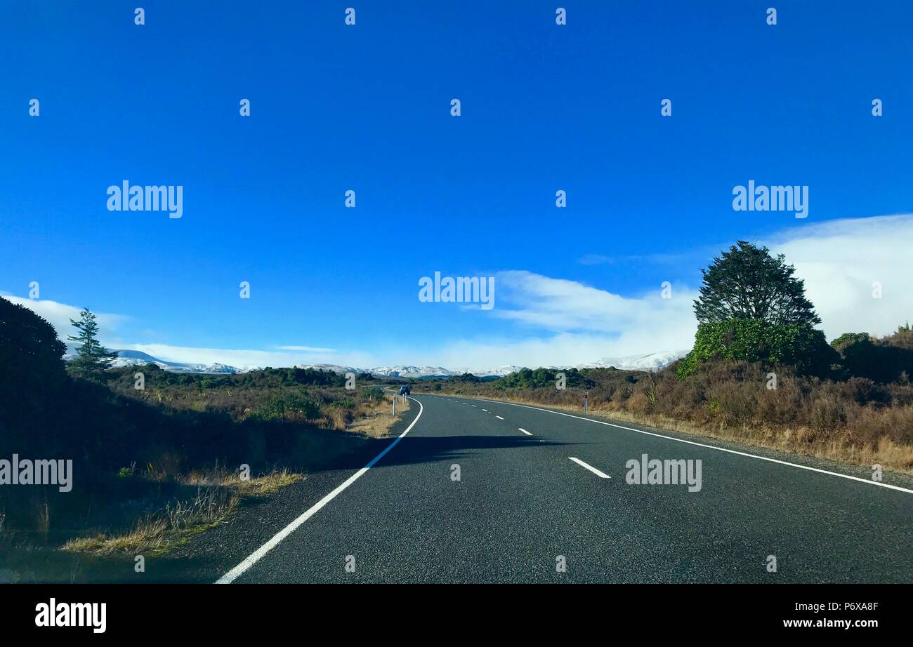 Highway tongariro national park hi-res stock photography and images - Alamy