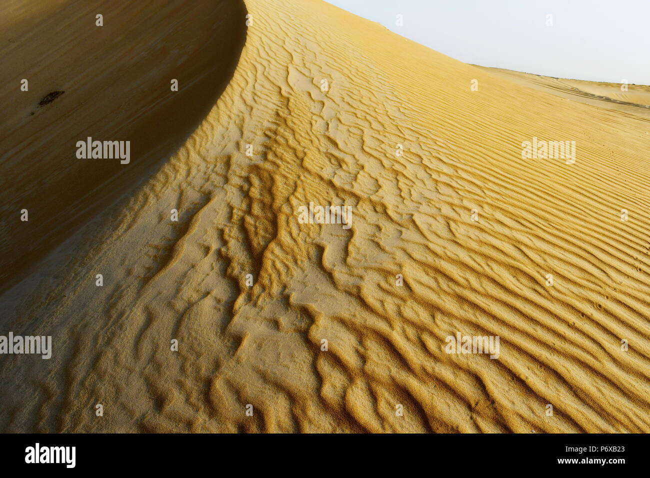 Sand Dunes in Desert of Saudi Arabia. No men, no life only sand every ...