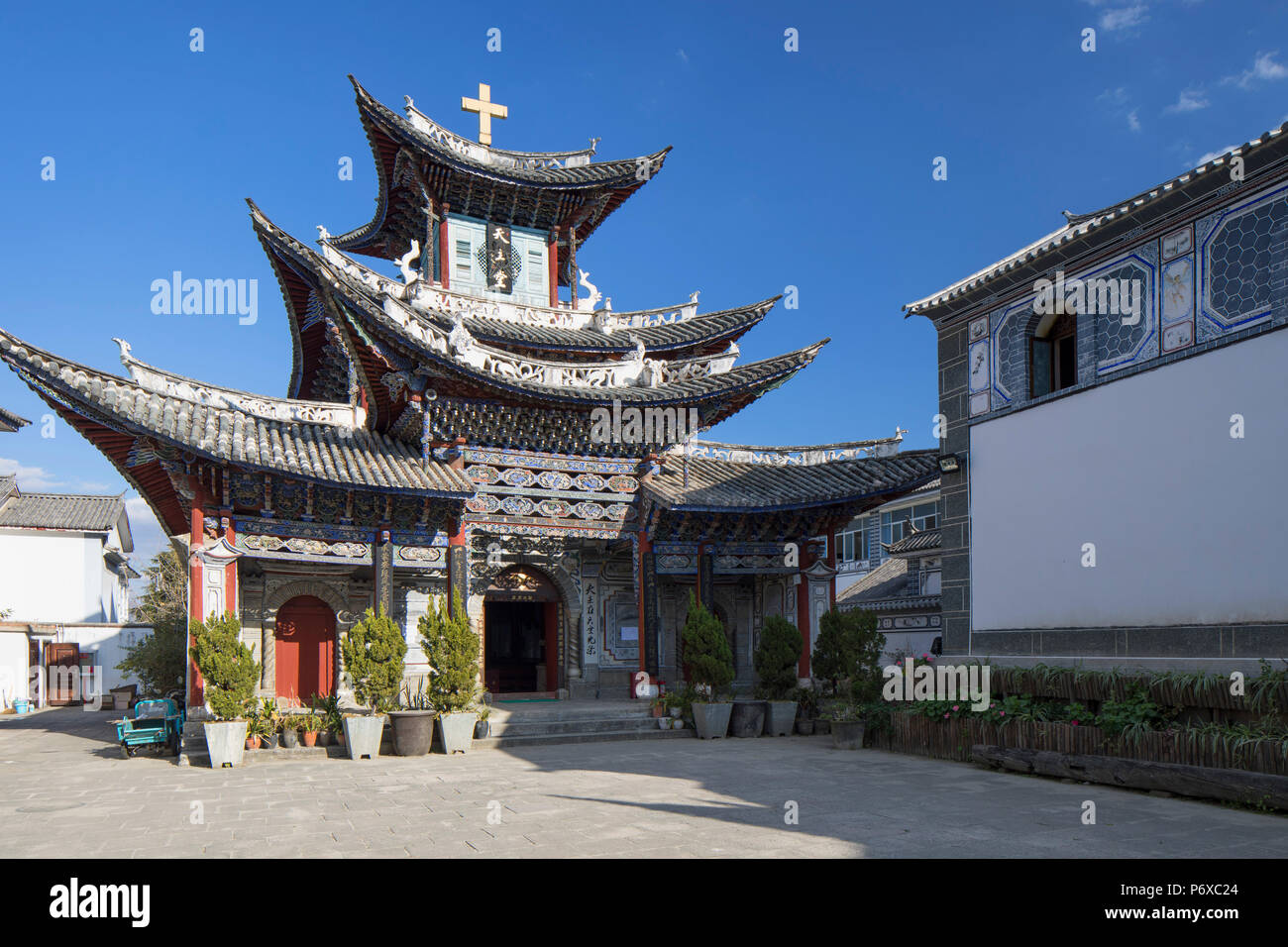 Catholic church, Dali, Yunnan, China Stock Photo - Alamy