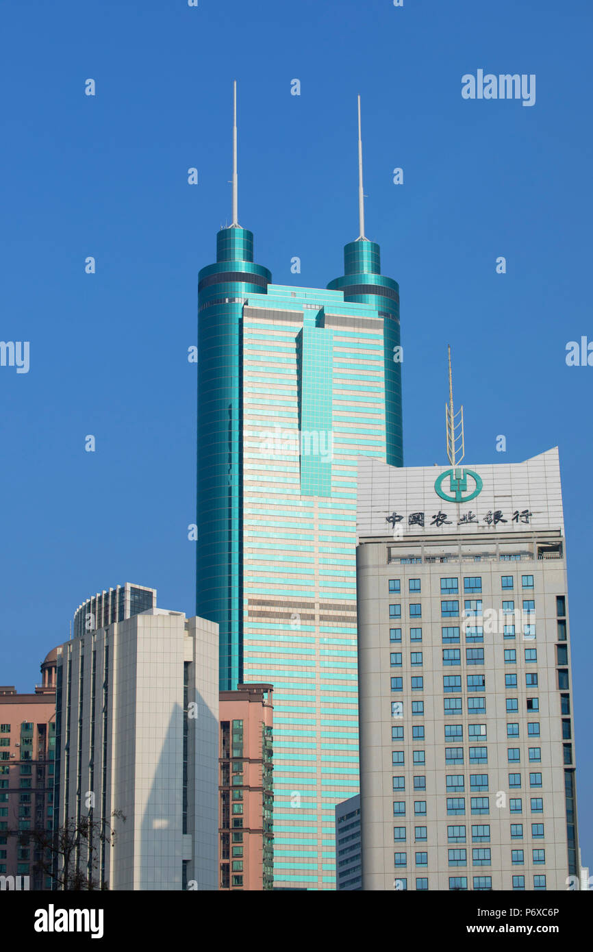 Shun hing square tower hi-res stock photography and images - Alamy