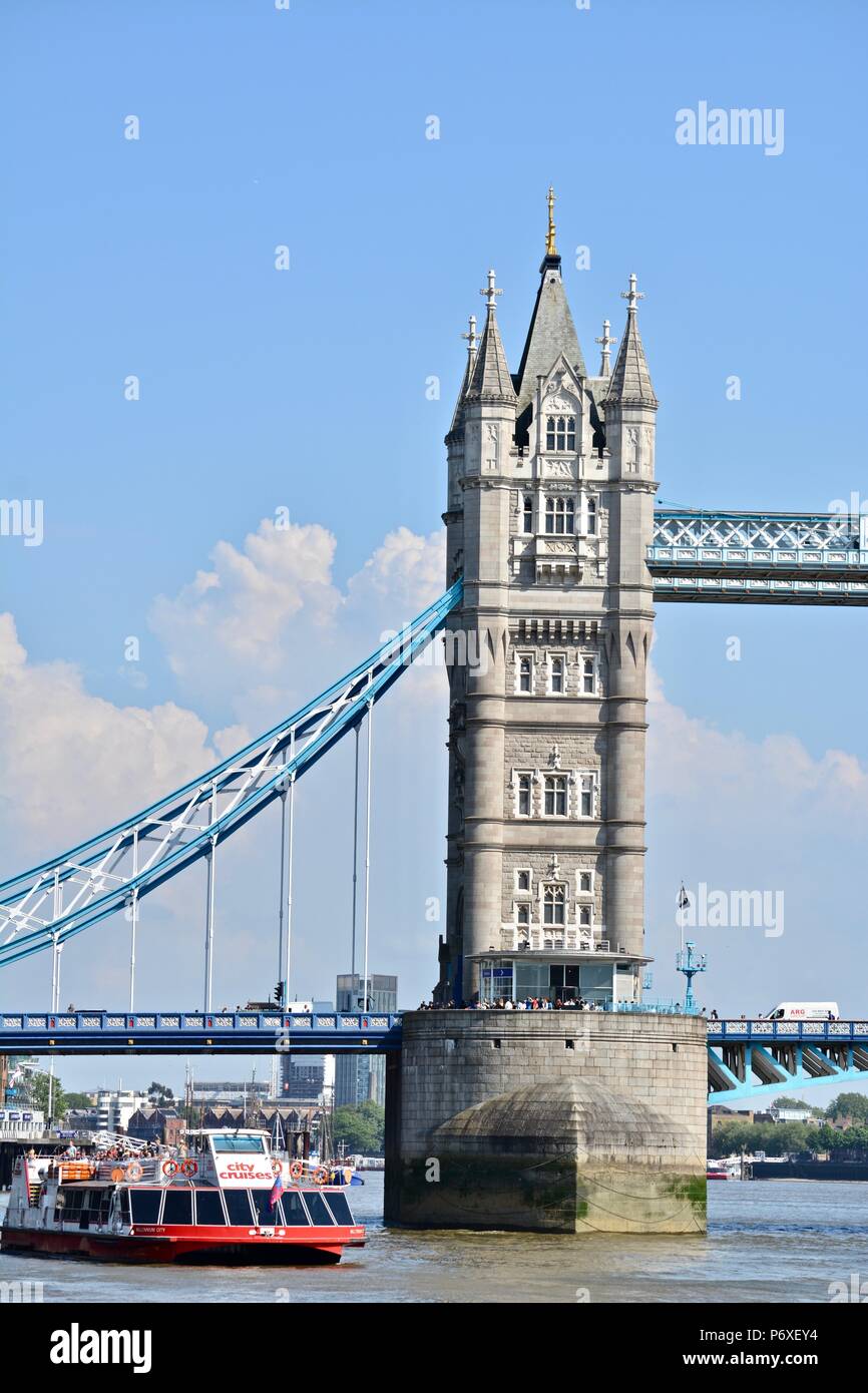The iconic Tower Tower Bridge over the River Thames in London, United ...