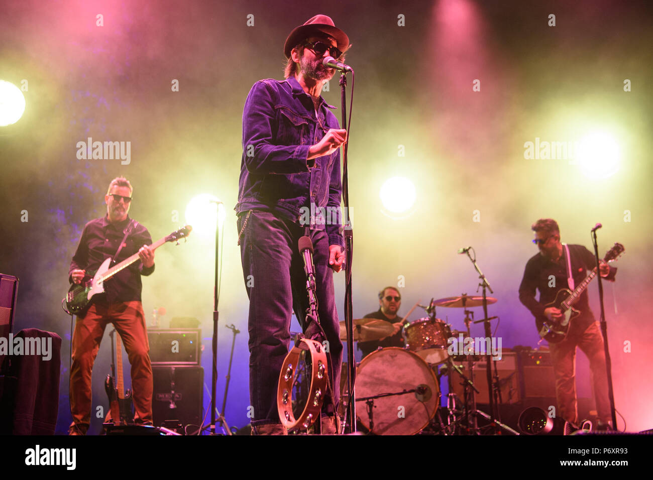 Eels lead singer mark oliver everett hi-res stock photography and ...
