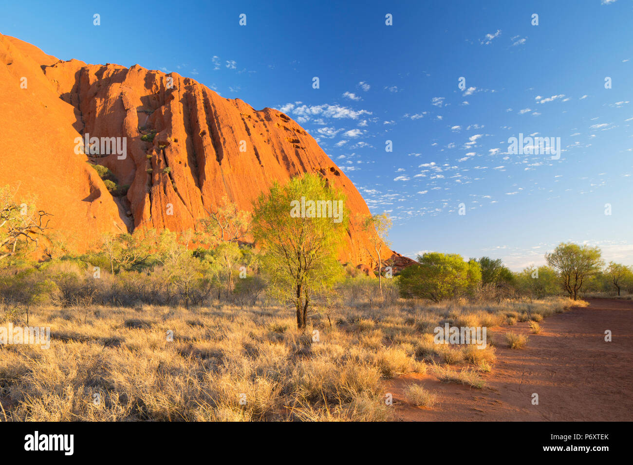 Uluru (UNESCO World Heritage Site), Uluru-Kata Tjuta National Park ...