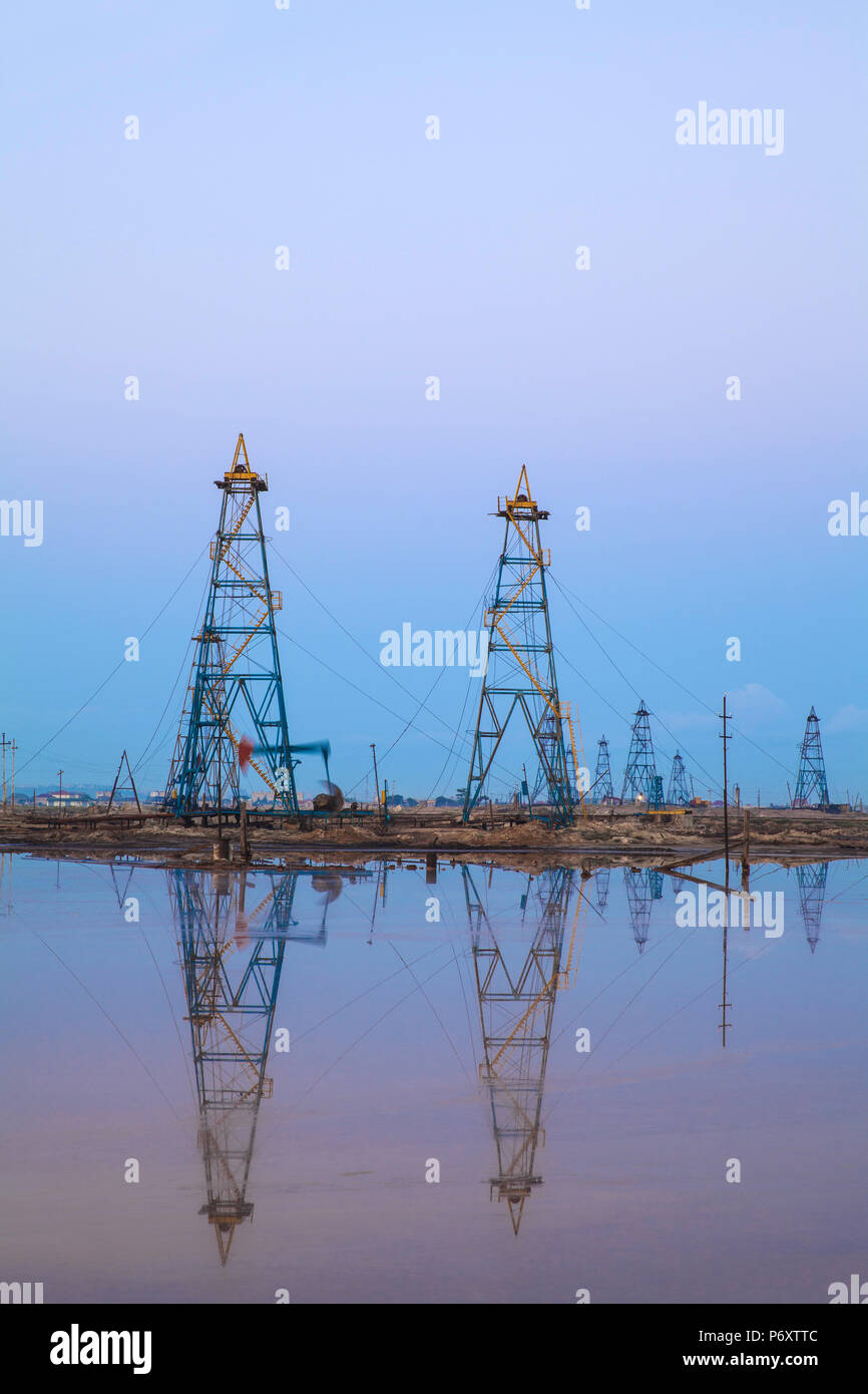 Azerbaijan, Abseron Peninsula, Oil Fields Stock Photo - Alamy
