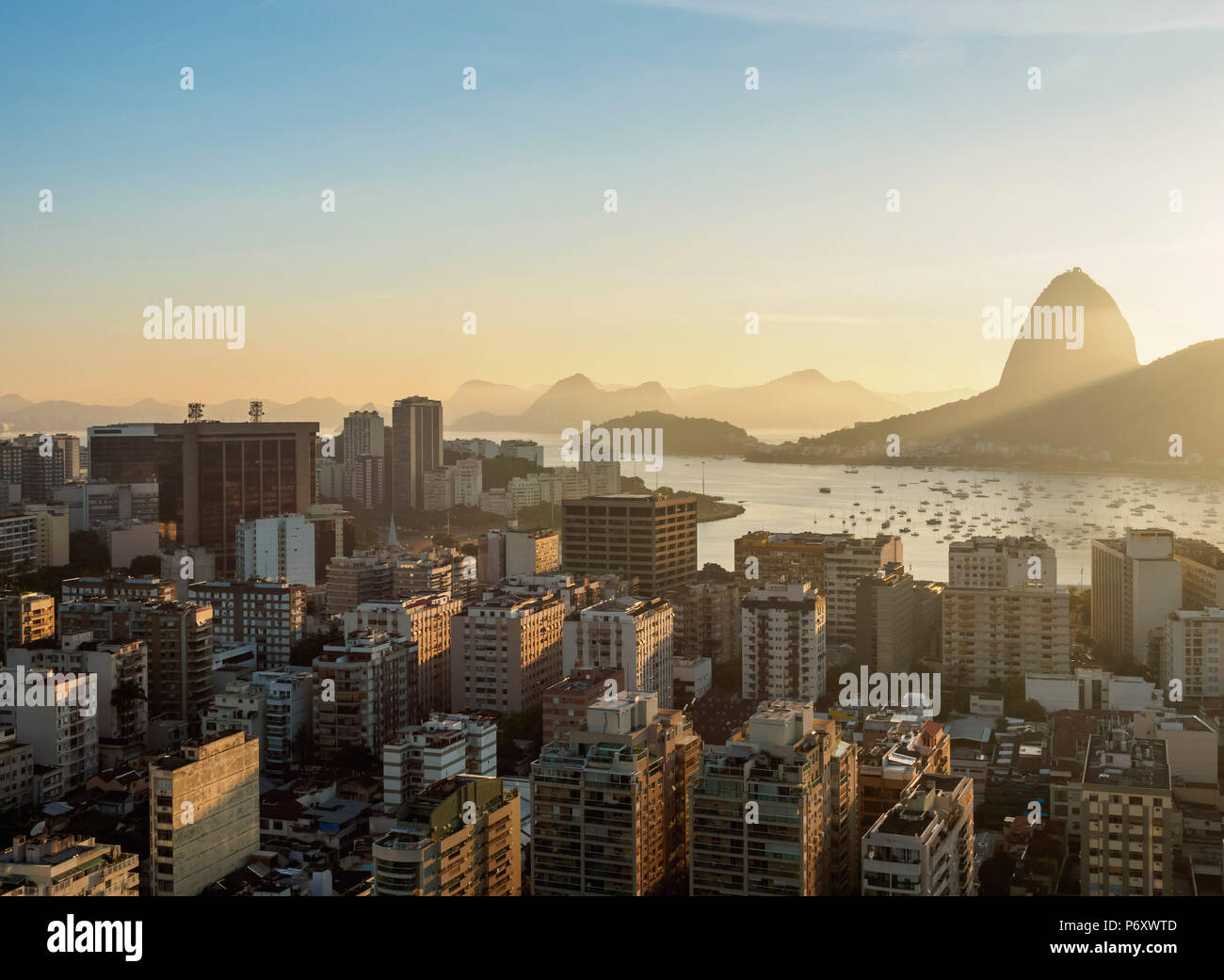 Rio skyline sunrise hi-res stock photography and images - Alamy