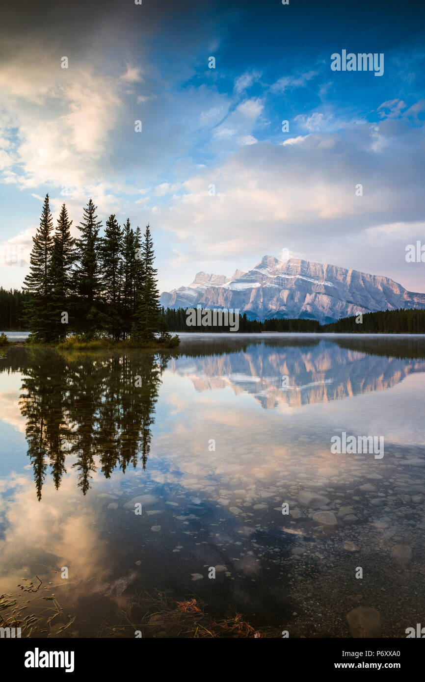 Mt Rundle at sunrise, Two Jack lake, Banff National Park, Alberta ...