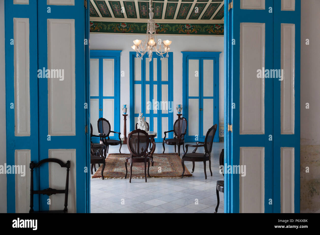 Colonial casa (house), Havana, Cuba Stock Photo - Alamy