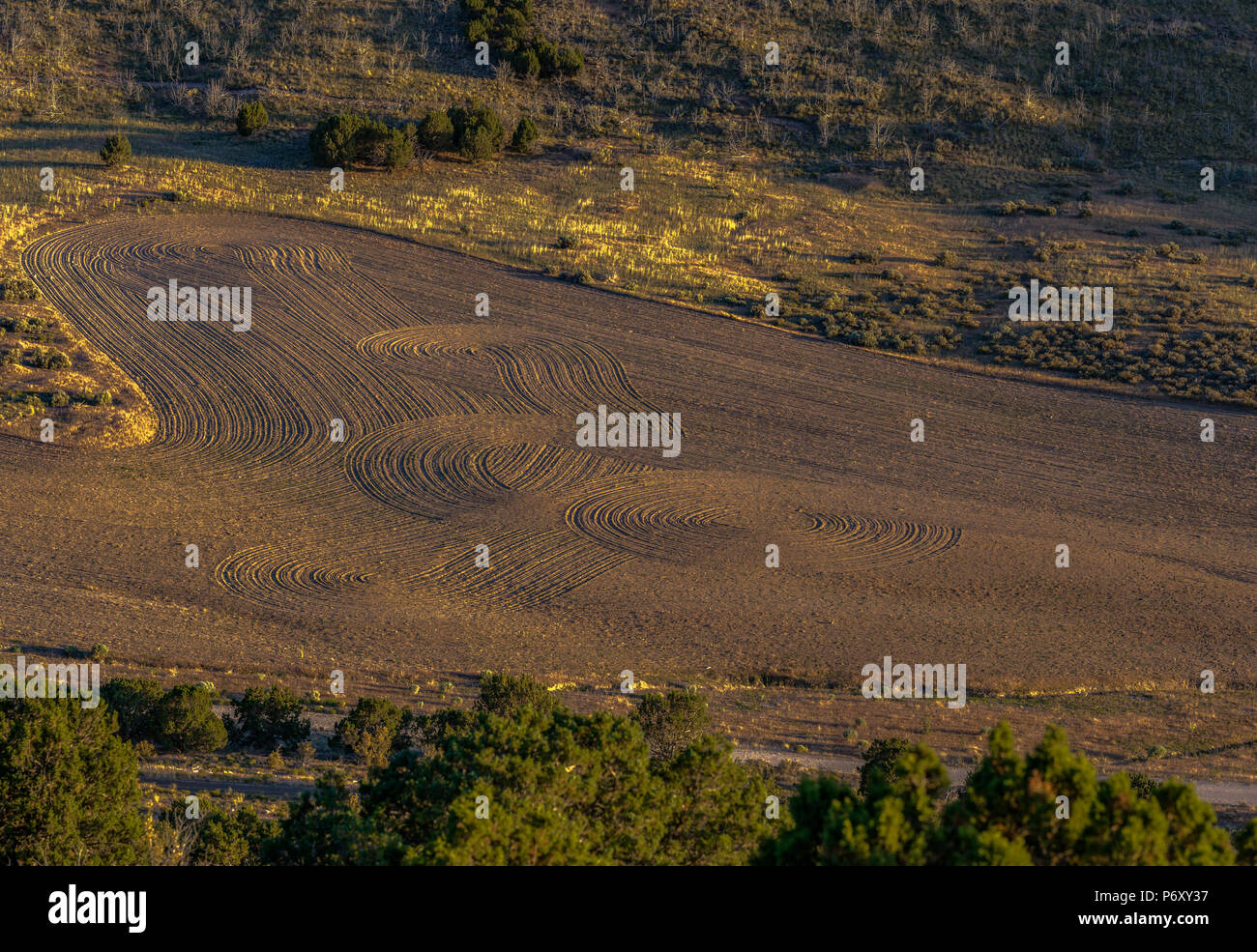 Till earth hi-res stock photography and images - Alamy