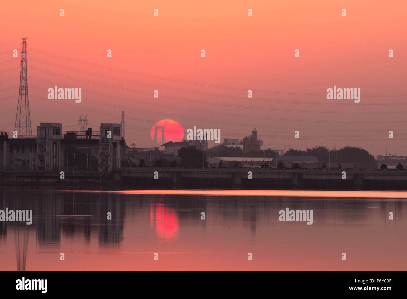 The rising sun in the morning Stock Photo - Alamy