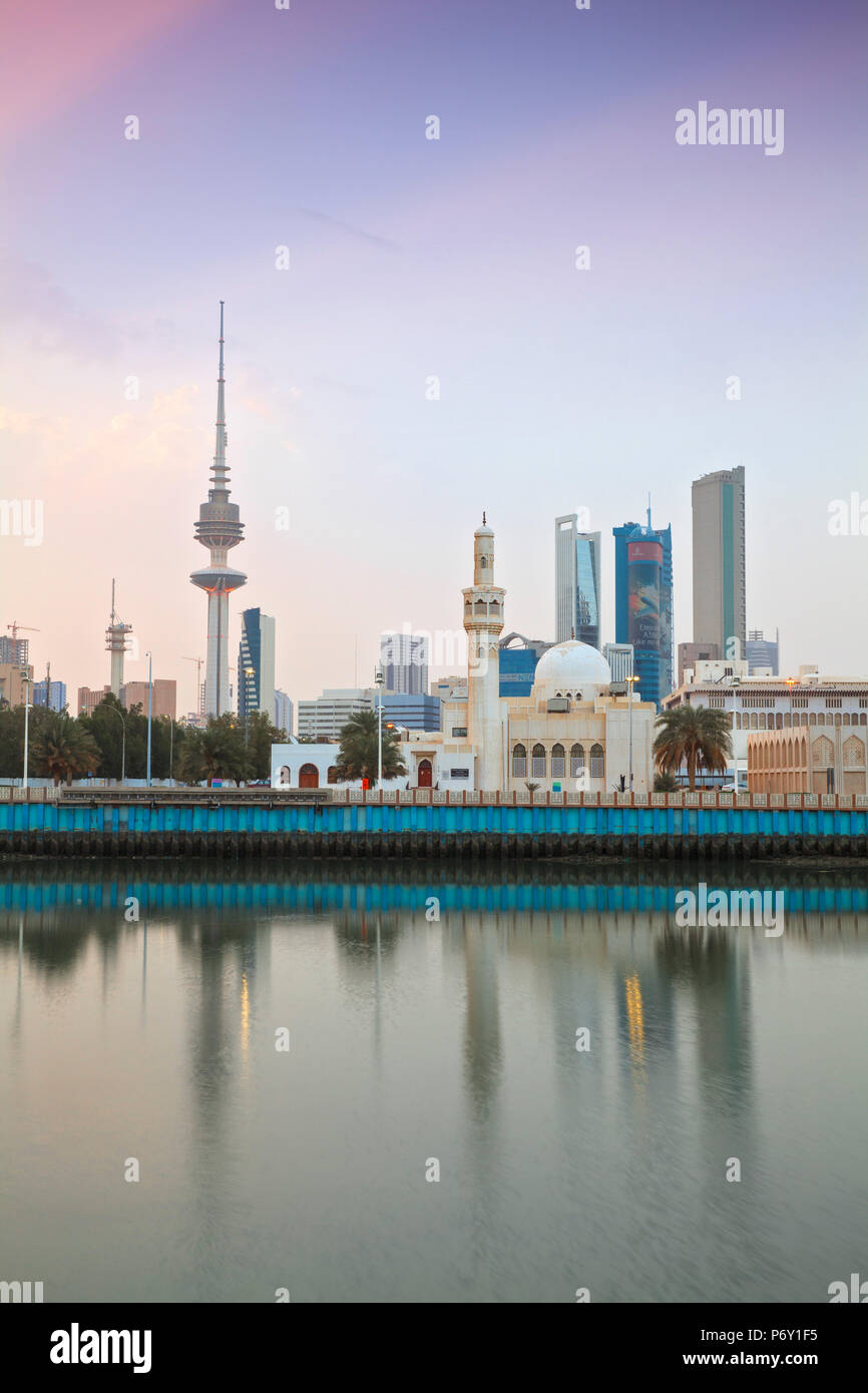 Kuwait, Kuwait City, City skyline reflecting in harbour Stock Photo - Alamy