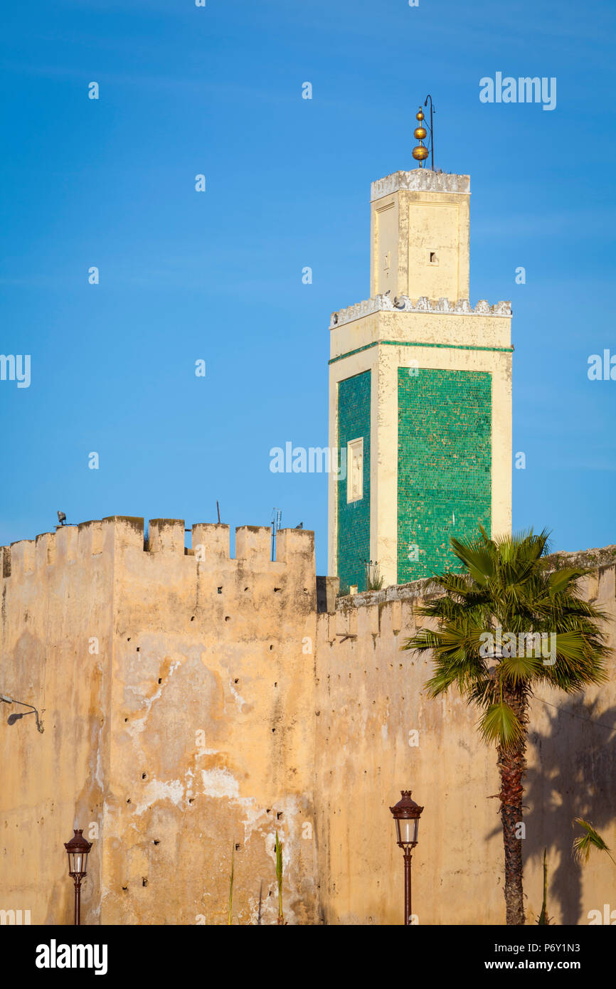 Royal complex hi-res stock photography and images - Alamy