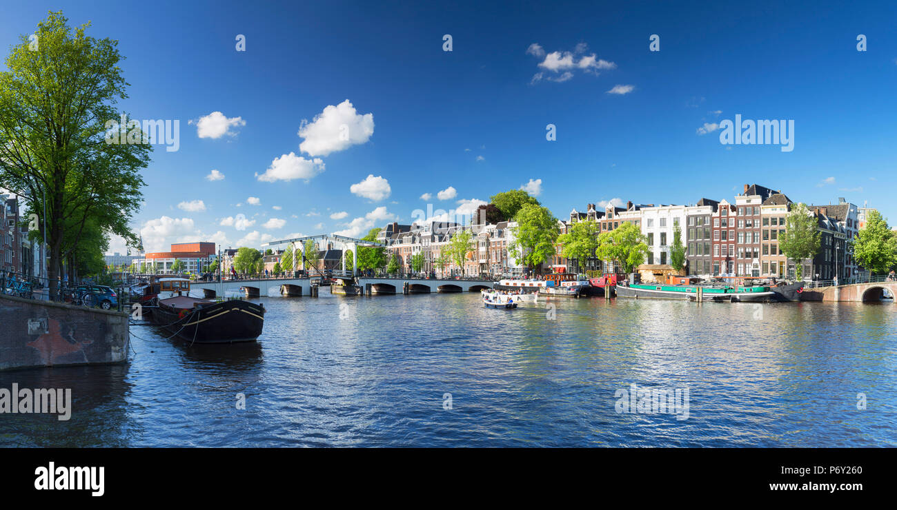 Skinny Bridge (Magere Brug) on Amstel River, Amsterdam, Netherlands ...