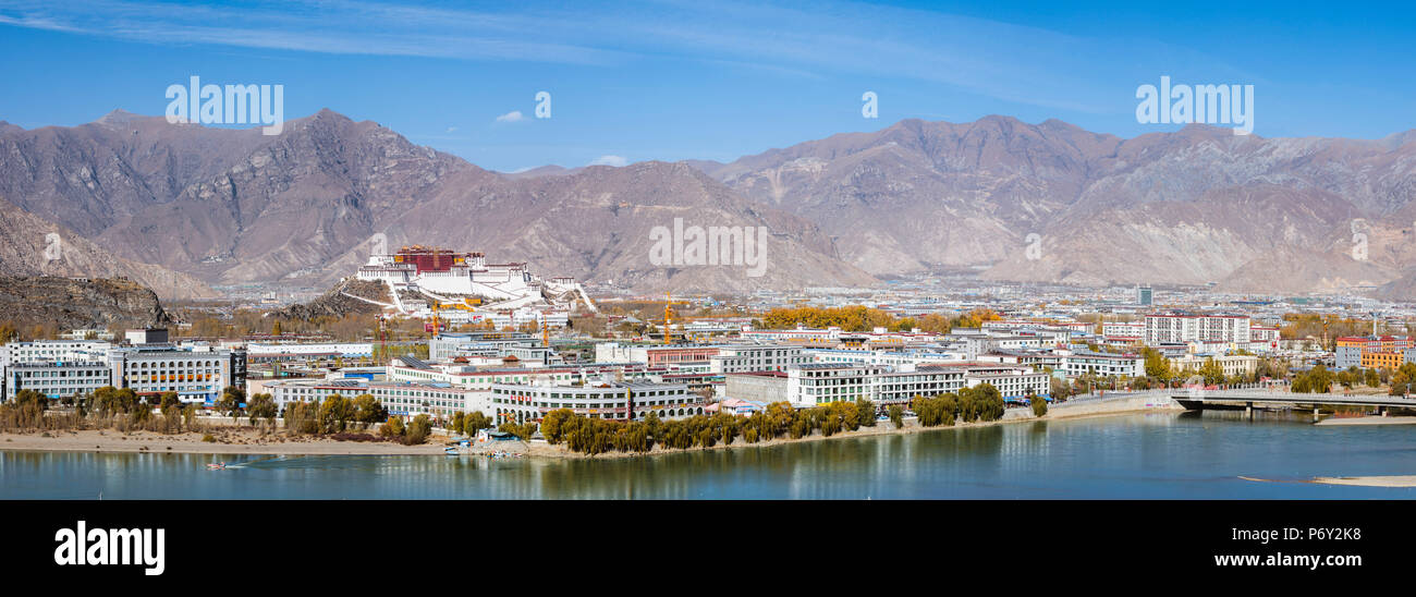 Lhasa city with Potala palace at daytime, Tibet Stock Photo - Alamy
