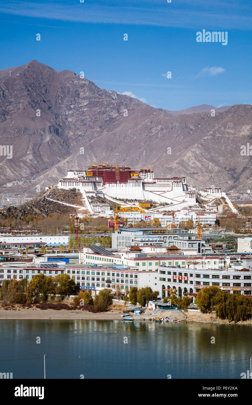 Lhasa city with Potala palace at daytime, Tibet Stock Photo - Alamy