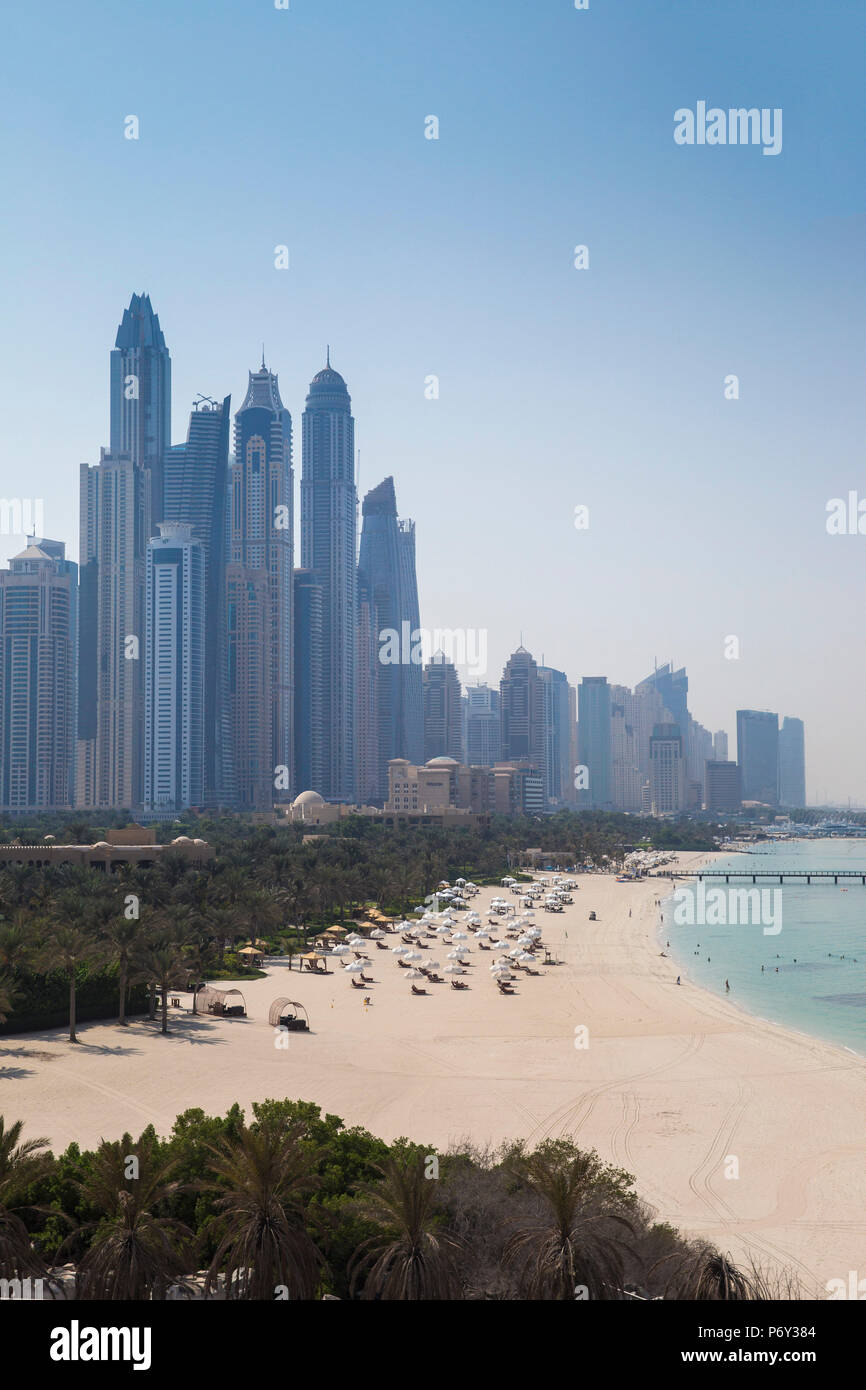 Dubai beaches hi-res stock photography and images - Alamy