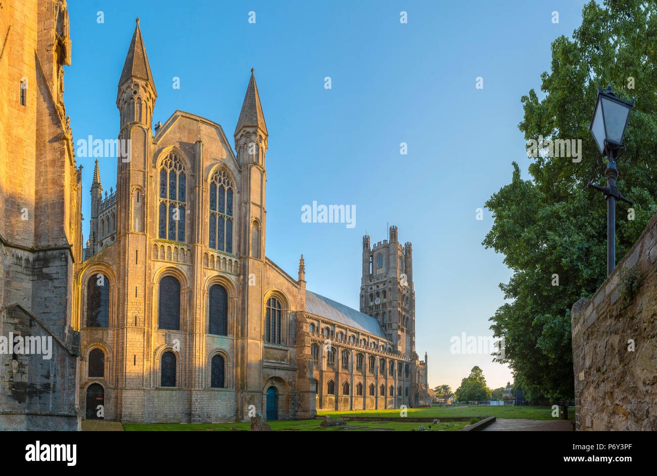 UK, England, Cambridgeshire, Ely, Ely Cathedral Stock Photo - Alamy