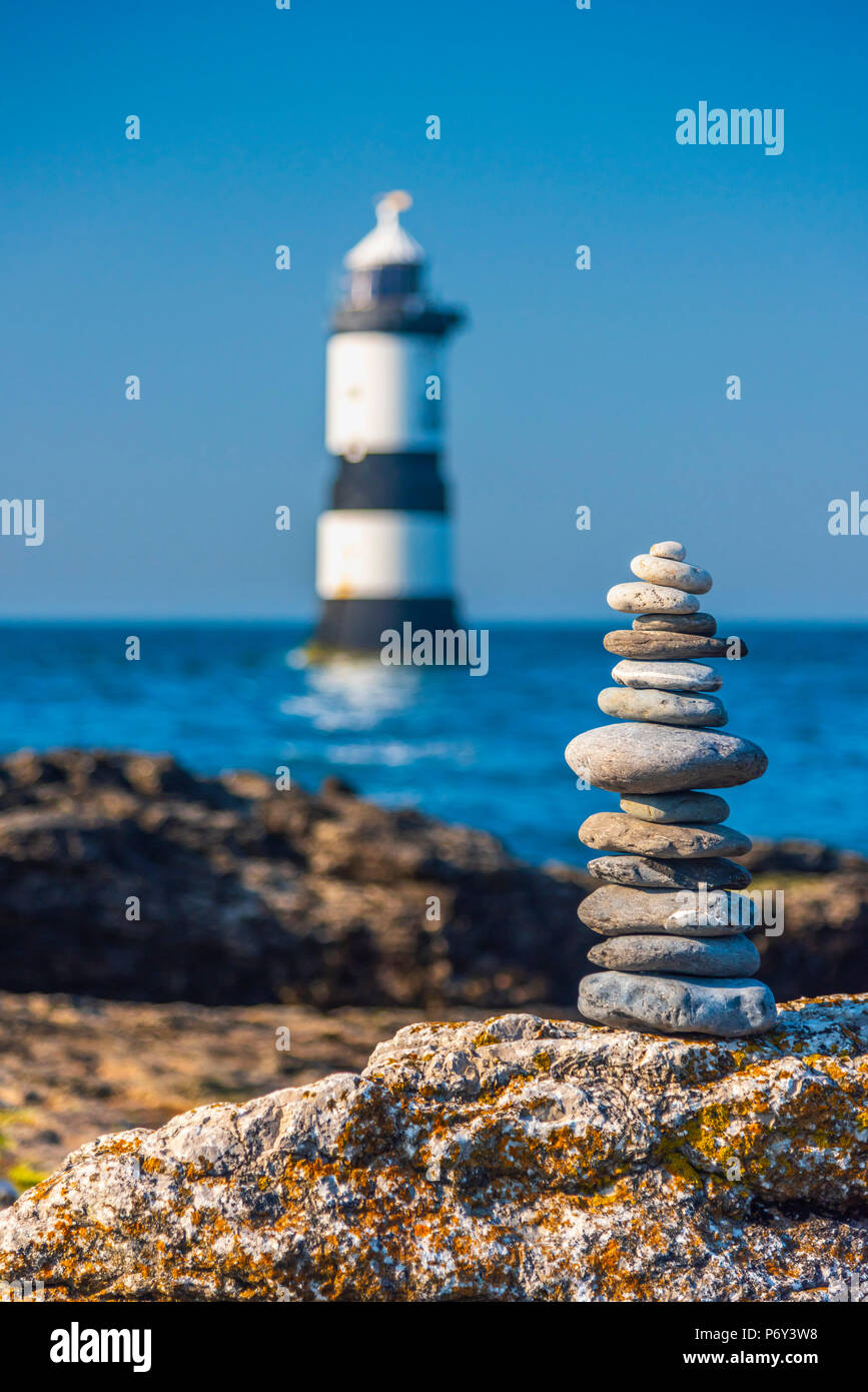 UK, Wales, Anglesey, Penmon, Black Point, Trwyn Du Lighthouse (Penmon ...
