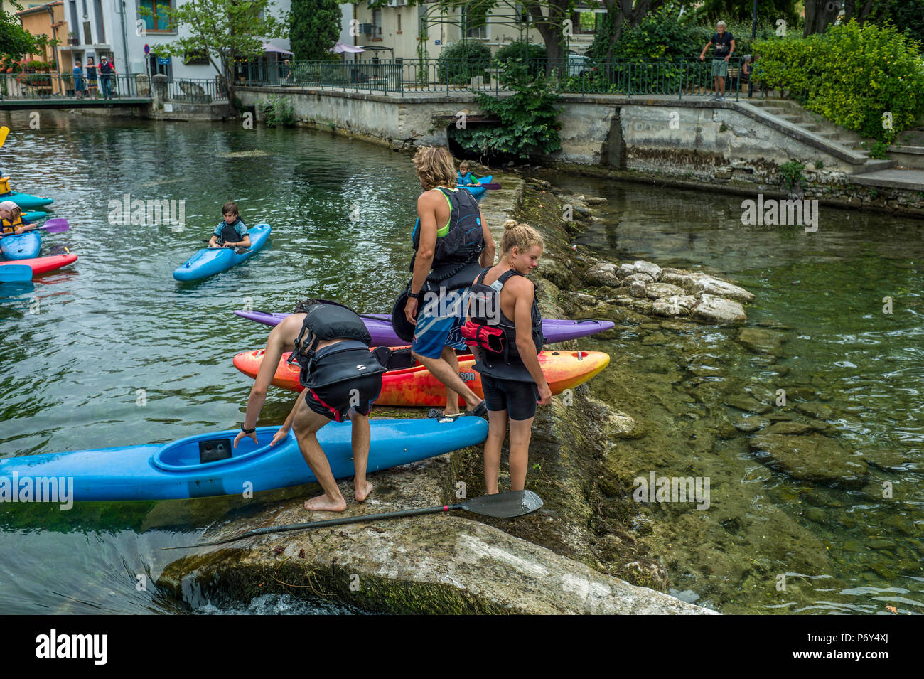 Children learning to Kayaking on the River Sorgue L'Isle-sur-la-Sorgue ...