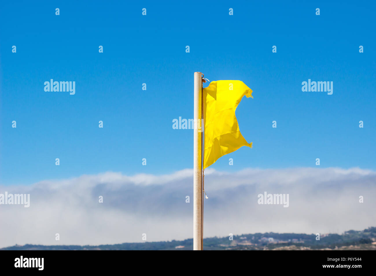 Flag flying plain hi-res stock photography and images - Alamy