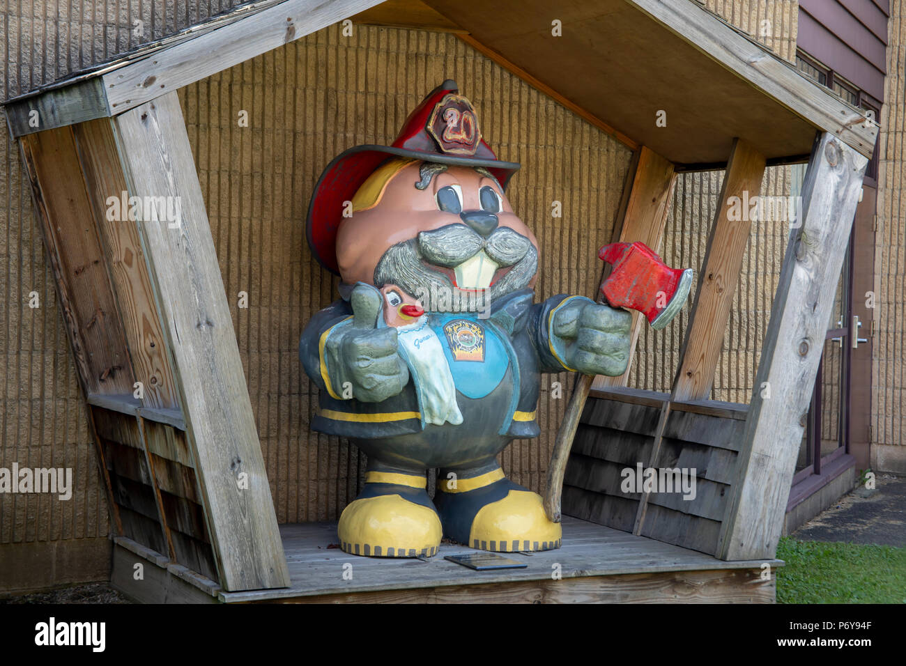 Punxsutawney, Pennsylvania, USA - June 30, 2018 : Punxsutawney Phil ...