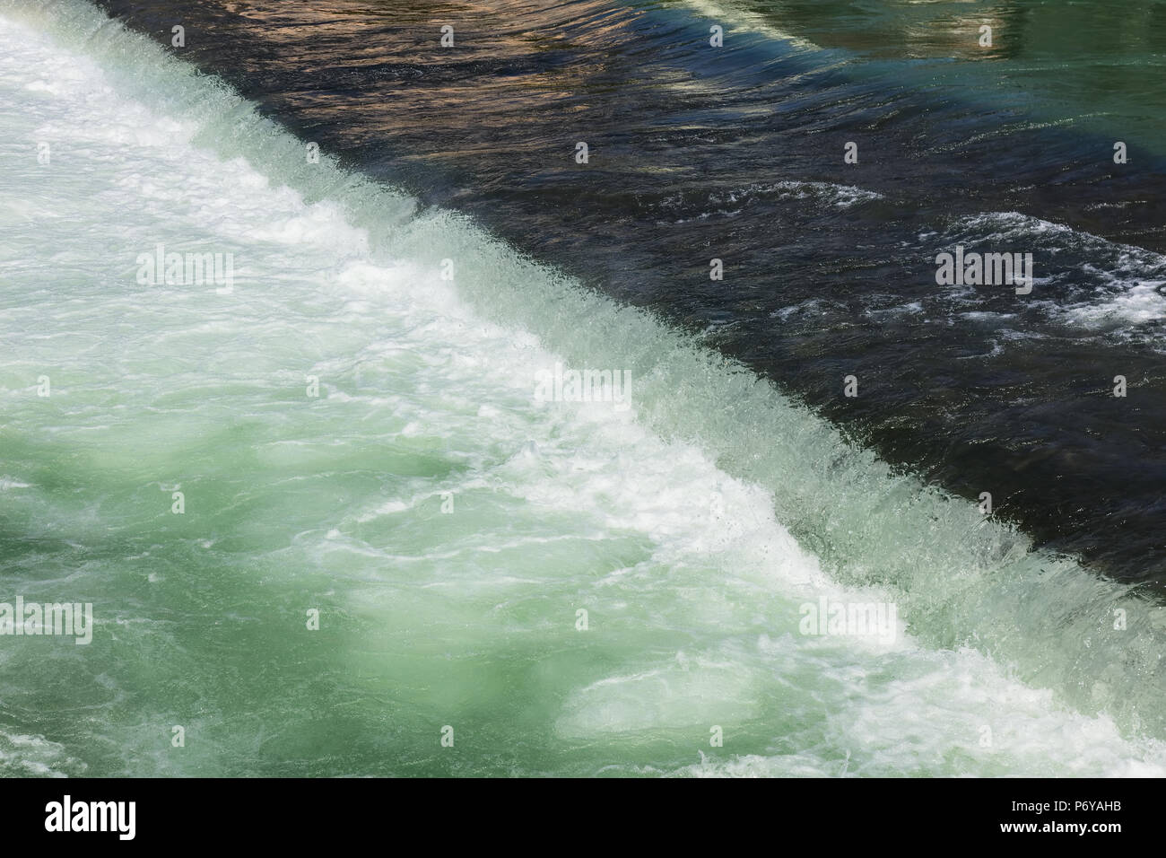 Slanted water hi-res stock photography and images - Alamy