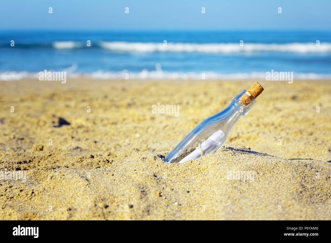 Souvenir mail beach hi-res stock photography and images - Alamy